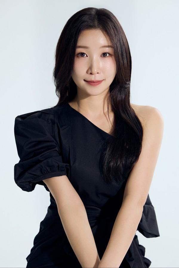 이소나, 오늘 29일 ‘미스트롯4’ 우승 특전곡 ‘목련’ 발매. “장윤정 작사·작곡 참여”